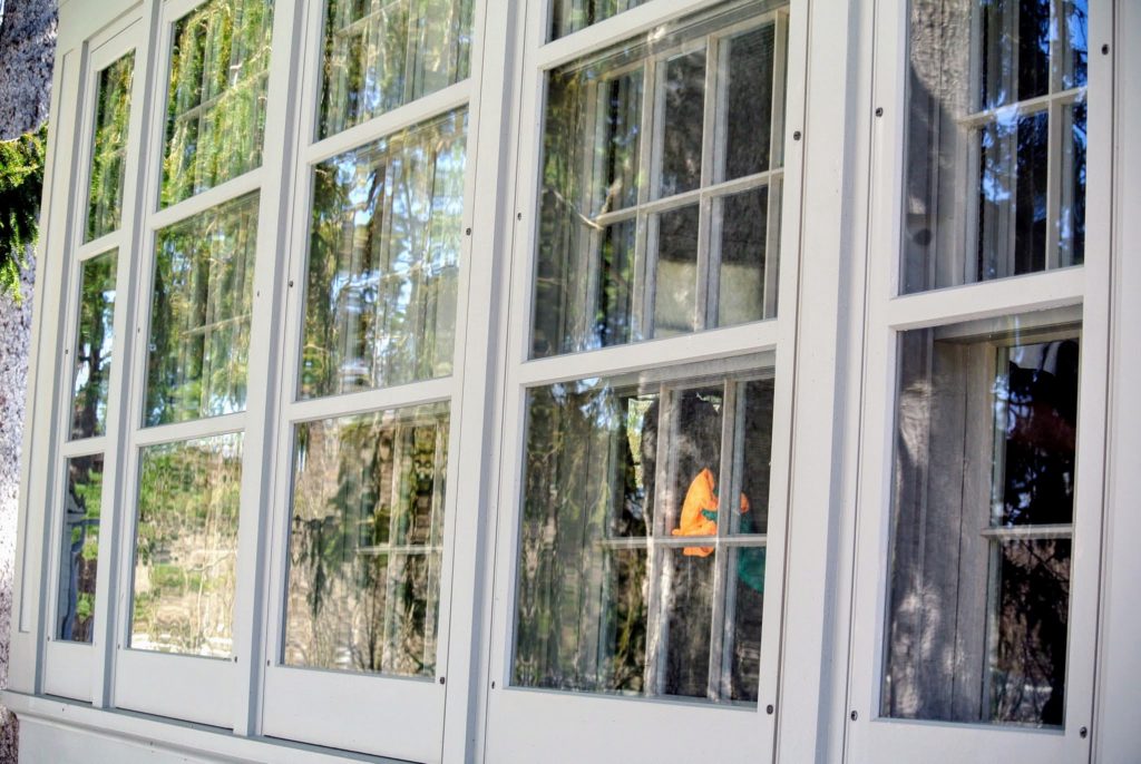 The Martha Stewart Blog : Blog Archive Spring-Cleaning: Windows - The ...