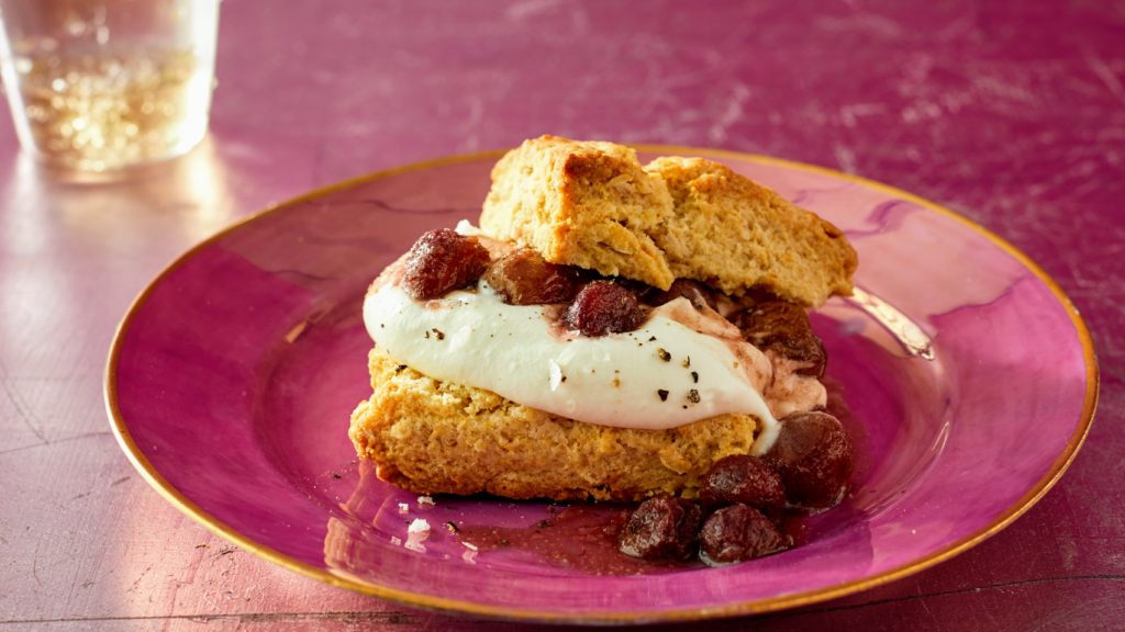 Season-11 of "Martha Bakes" Premieres on PBS - The Martha Stewart Blog