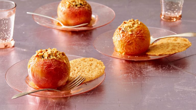 Season-11 of "Martha Bakes" Premieres on PBS - The Martha Stewart Blog