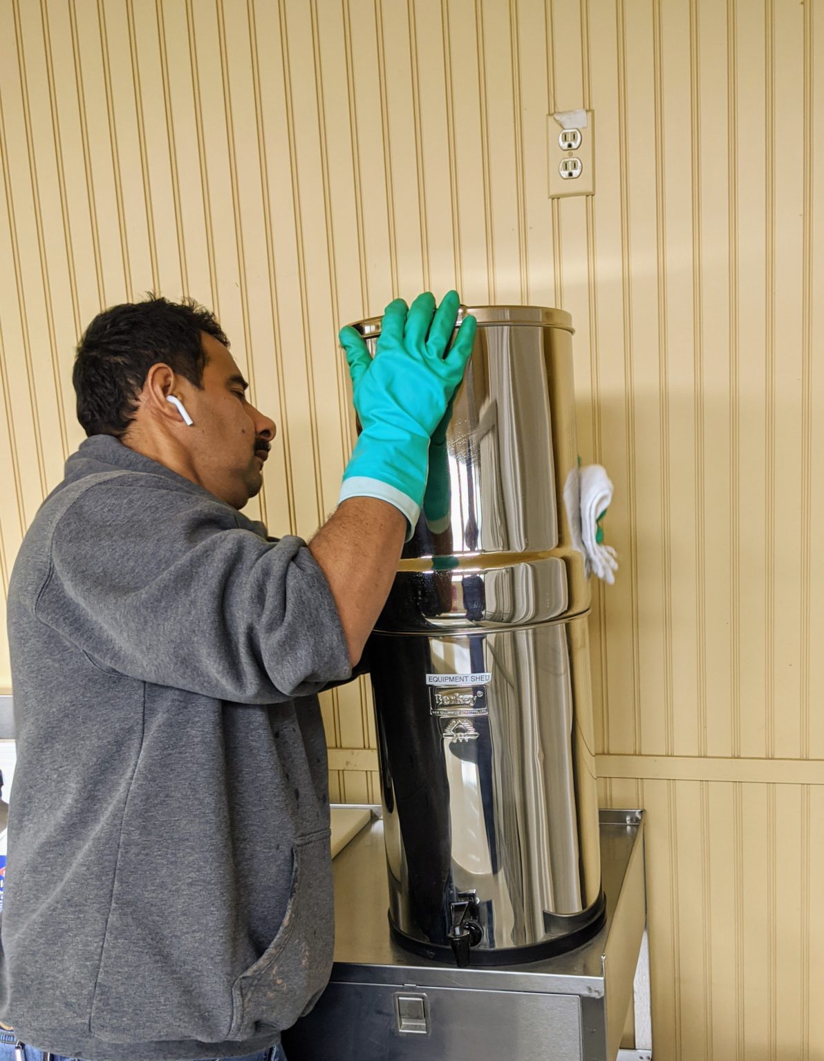 Cleaning the Crew Lunchroom - The Martha Stewart Blog