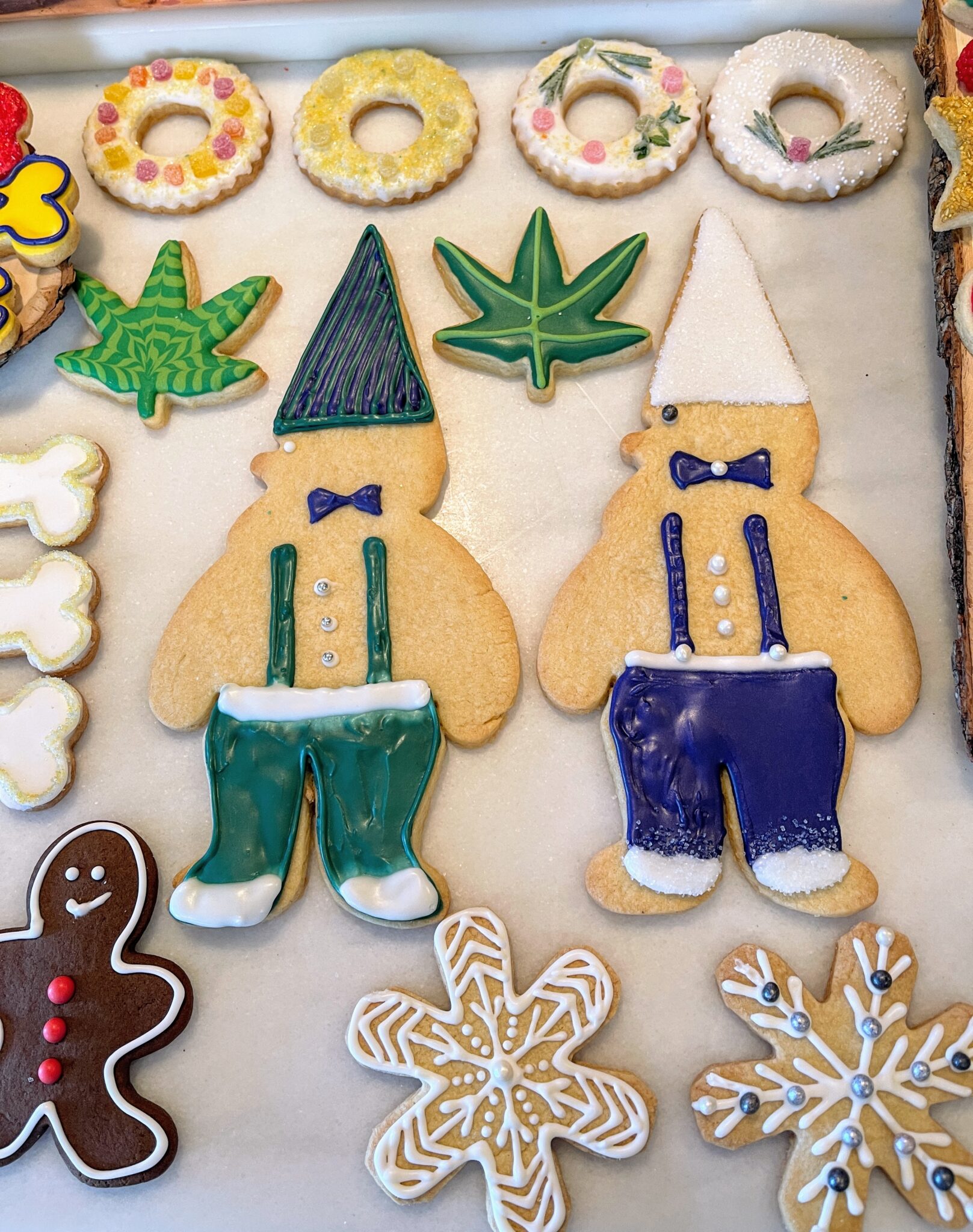 Decorating Holiday Cookies with Snoop Dogg - The Martha Stewart Blog