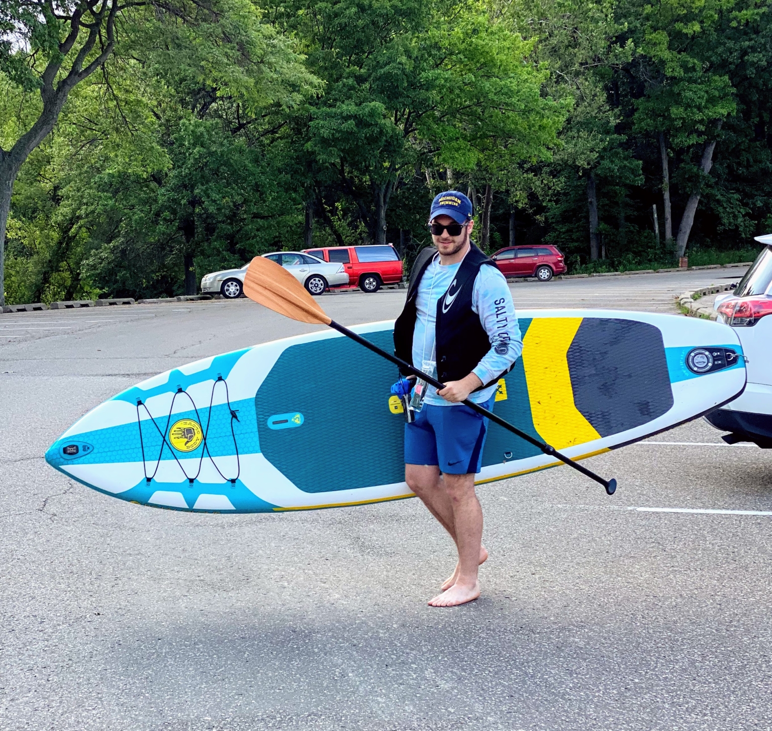 Paddle Boarding with a Navigator Plus Inflatable SUP from Body Glove ...