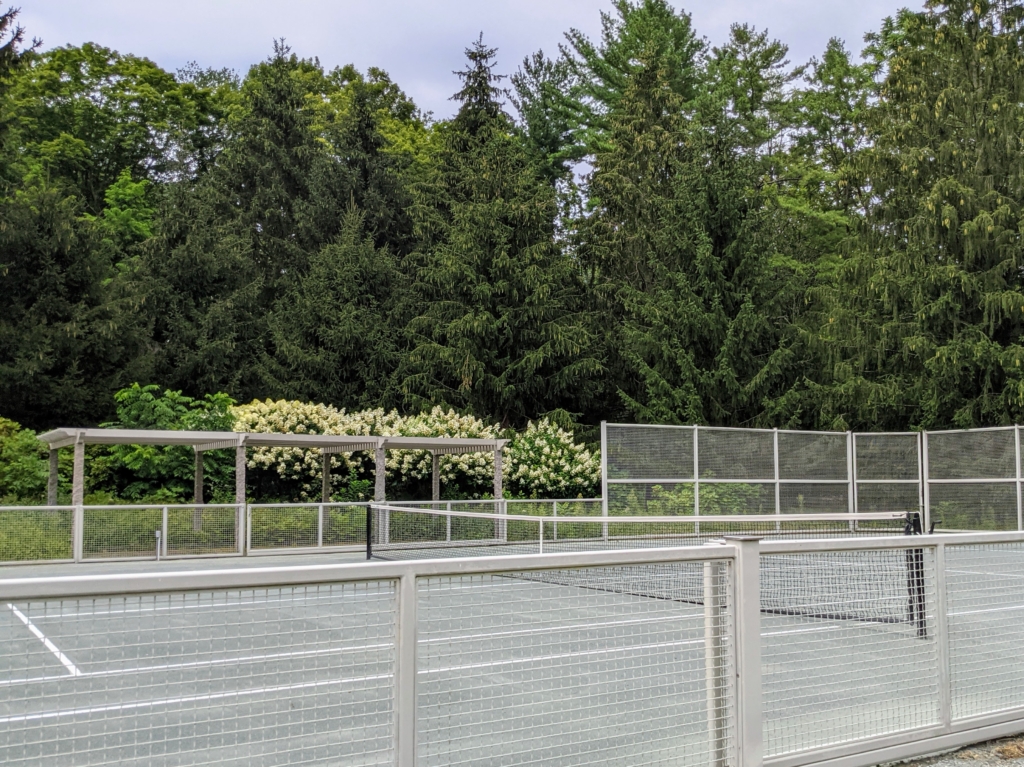 Blooming White Hydrangeas and Other Lush Plantings - The Martha Stewart ...