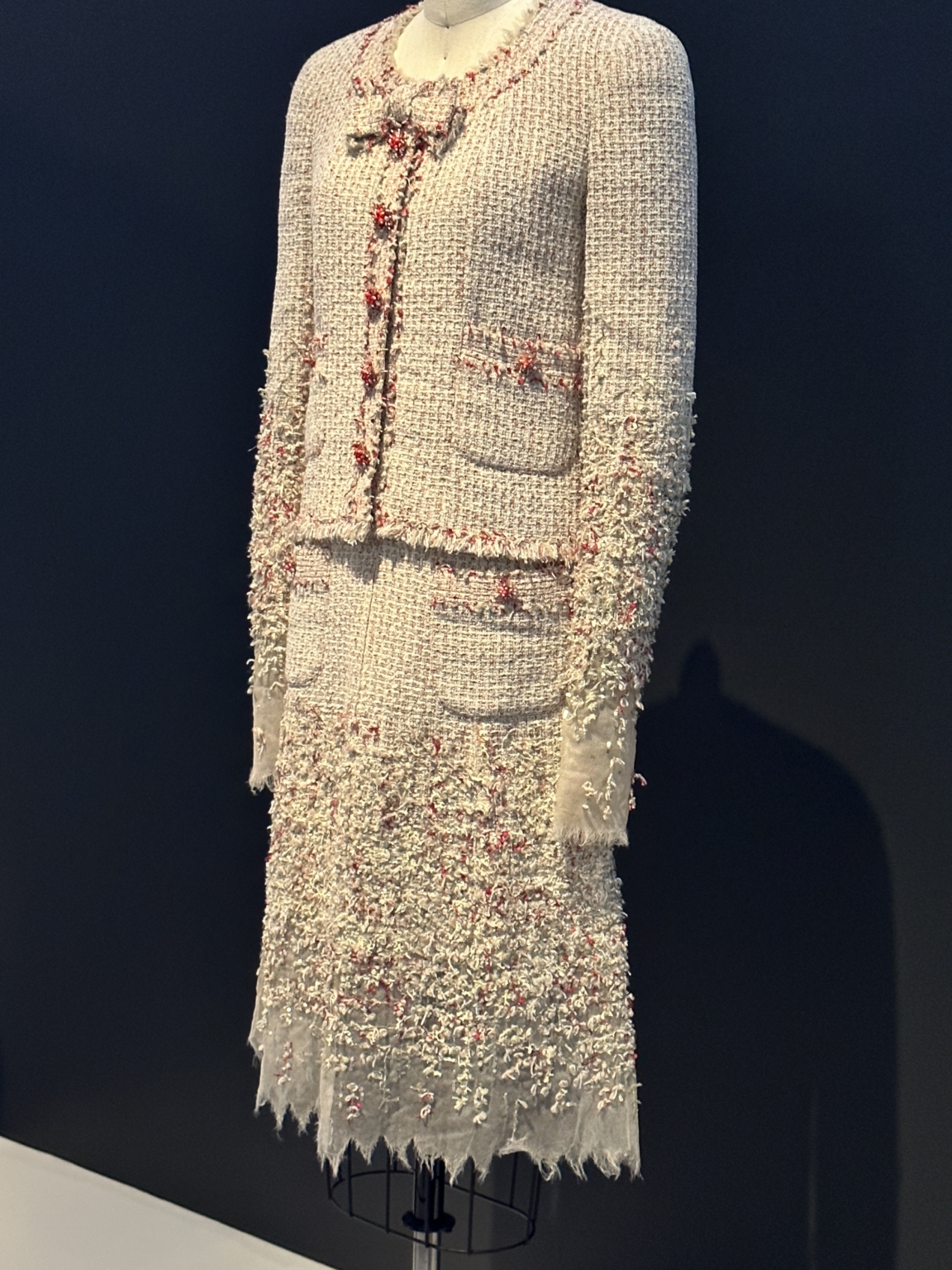 Karl Lagerfeld: A Line of Beauty at The Metropolitan Museum of Art ...