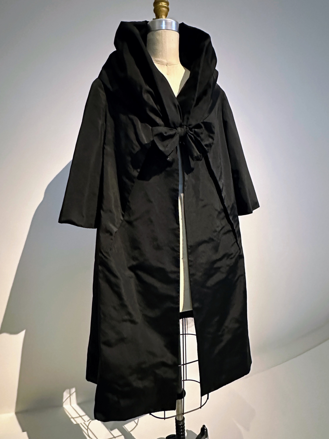 Karl Lagerfeld: A Line of Beauty at The Metropolitan Museum of Art ...