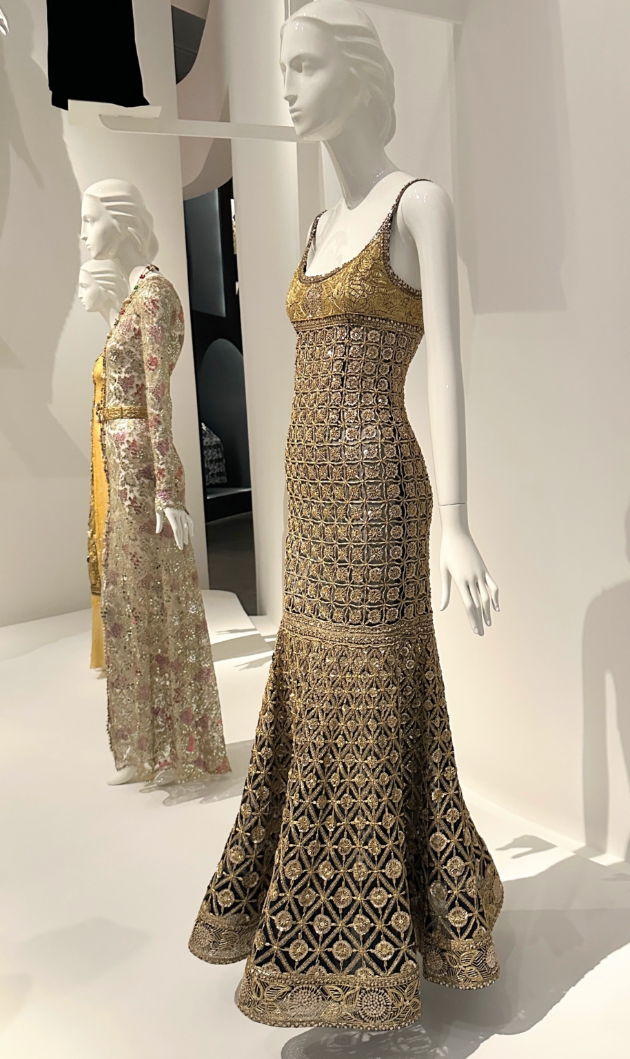 Karl Lagerfeld: A Line of Beauty at The Metropolitan Museum of Art ...